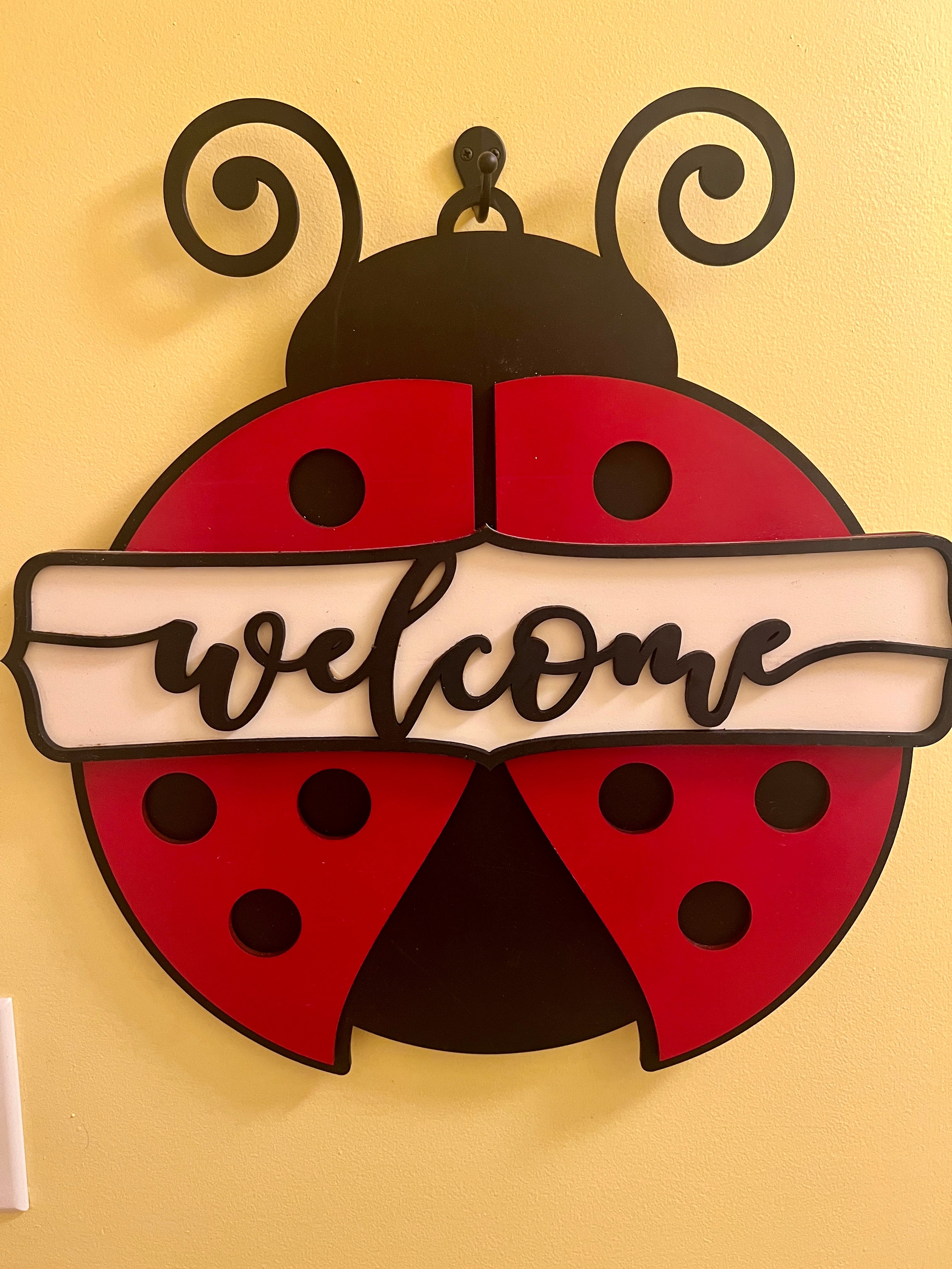 Ladybug Welcome Sign – Southern Charm Expressions